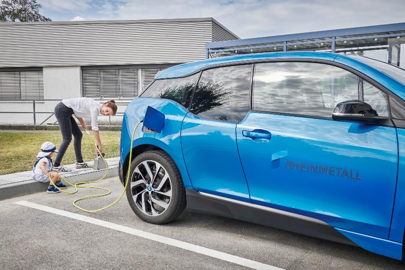 Rheinmetall curb chargers - an innovative charging concept - The EV Report