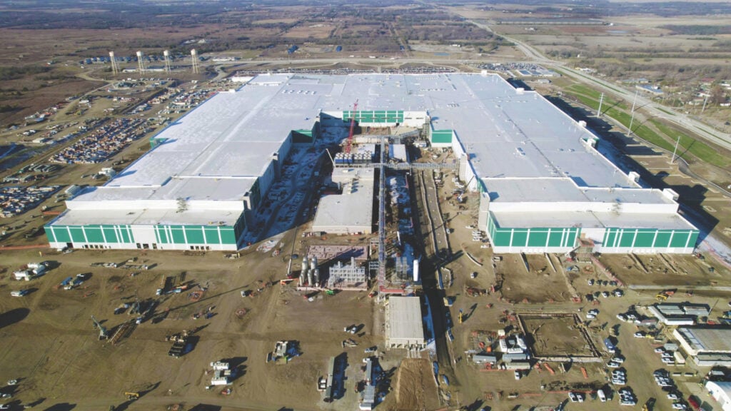 Panasonic Opens Kansas EV Battery Factory - The EV Report