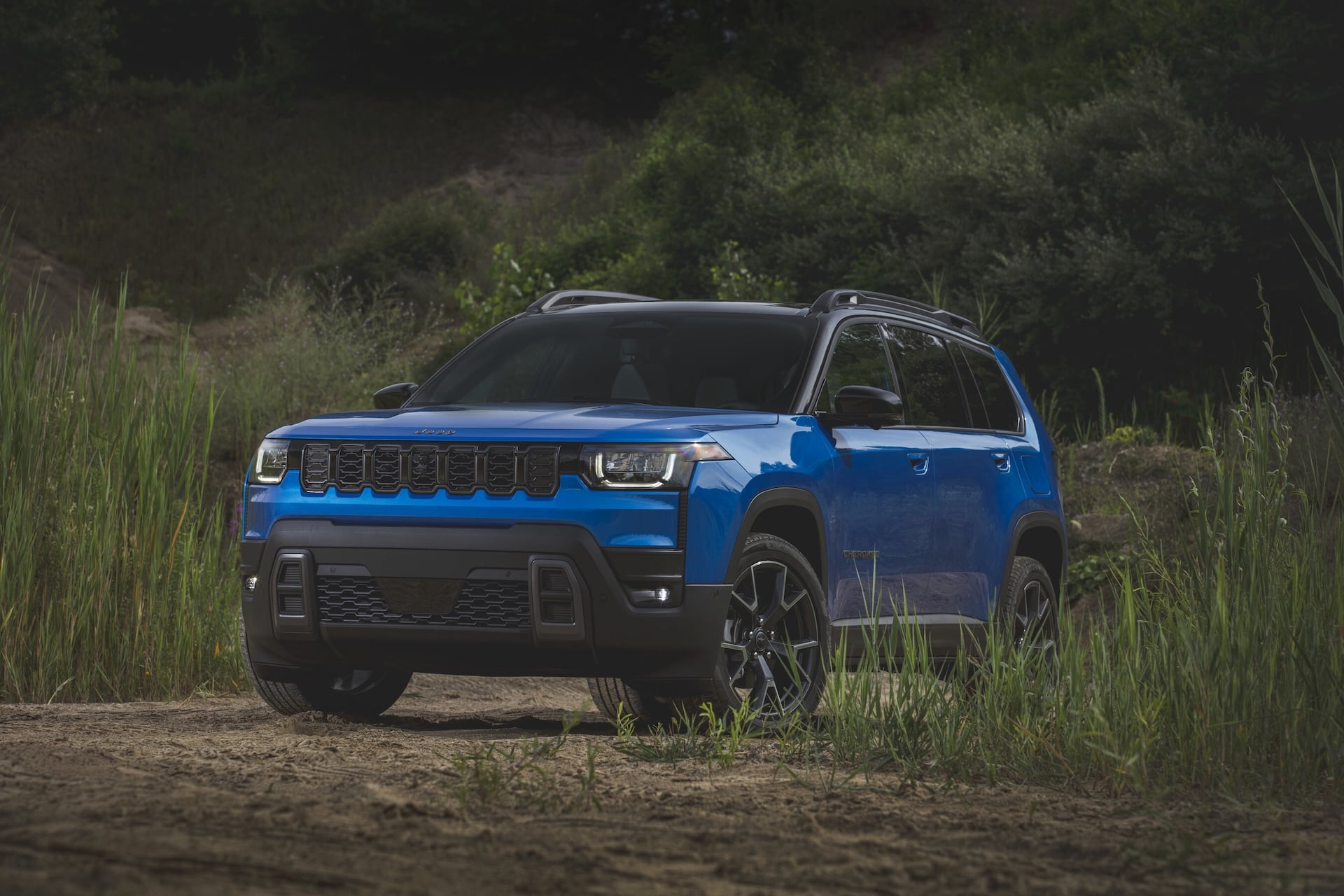2026 Jeep Cherokee: Redefining Adventure SUVs - The EV Report
