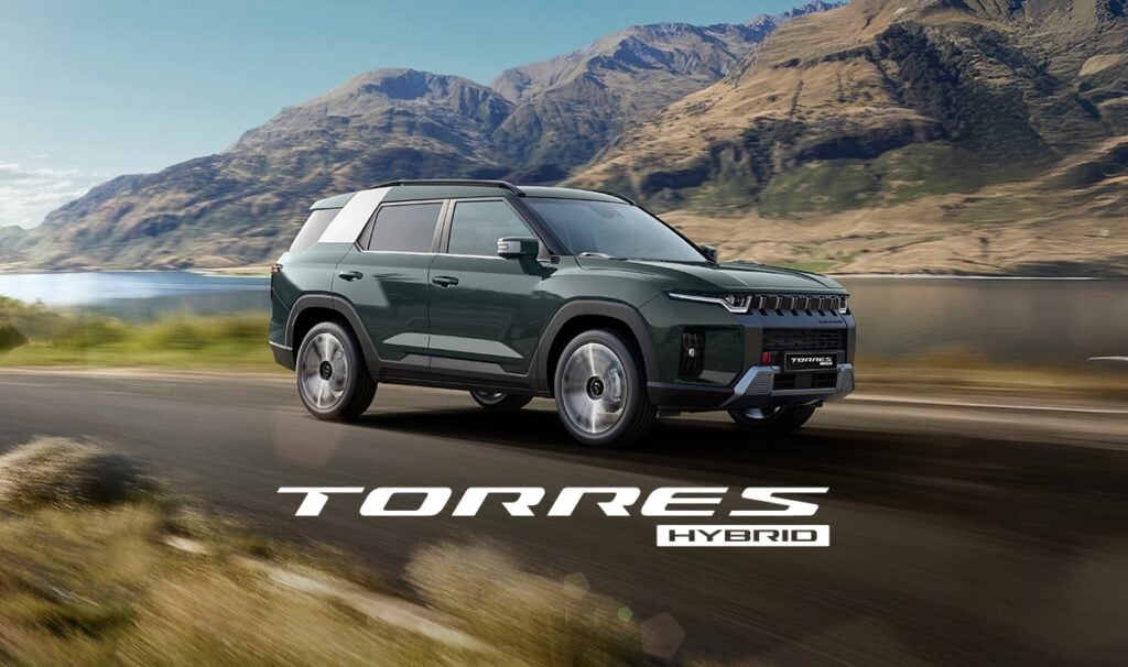 KGM Unveils All-New Torres Hybrid SUV - The EV Report