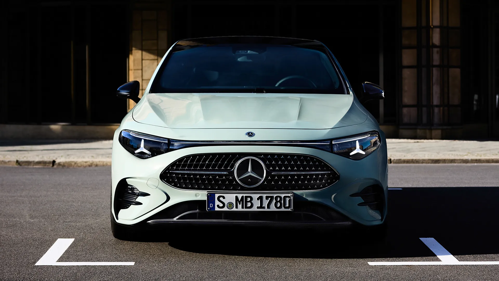 CLA Hybrid: Mercedes-Benz 2027 Model Features - The EV Report