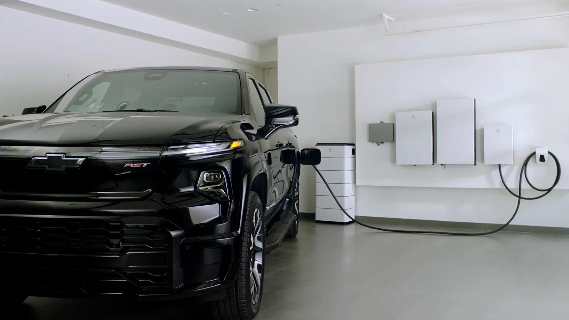 GM Energy Expands Vehicle-to-Home Power Ecosystem - The EV Report