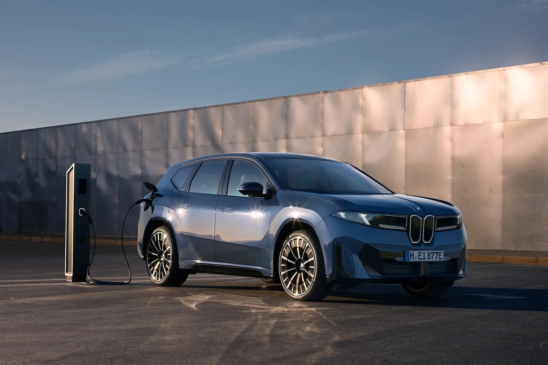 BMW Launches Entry-Level iX3 40 in UK - The EV Report